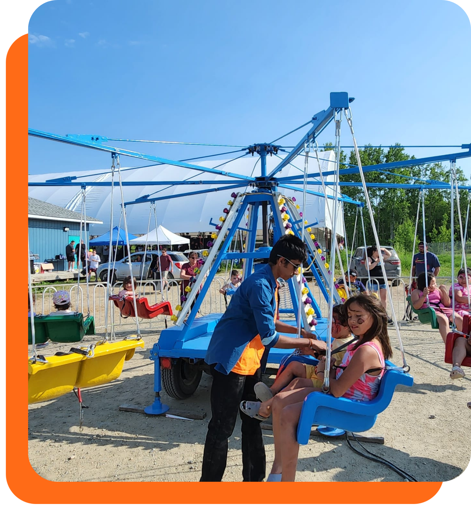 Swing Ride Rental Winnipeg | Carnival Rides for Events | Pink Fun